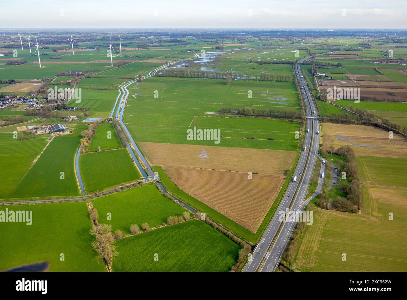 Aerial view, highway A3 with rest area Löwenberger Landwehr ...