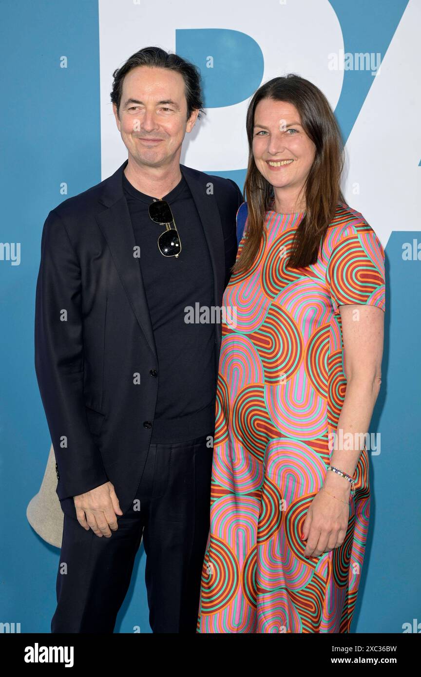 Martin Bachmann mit Begleitung beim Fest der Produktionsallianz 2024 im ...