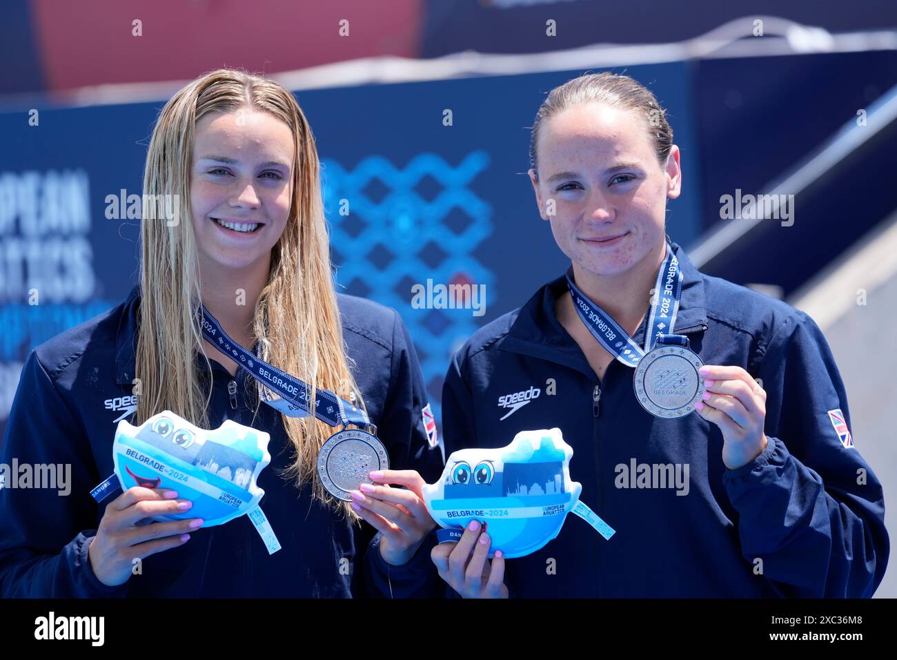 Britain's Isabelle Thorpe and Kate Shortman celebrate their silver ...