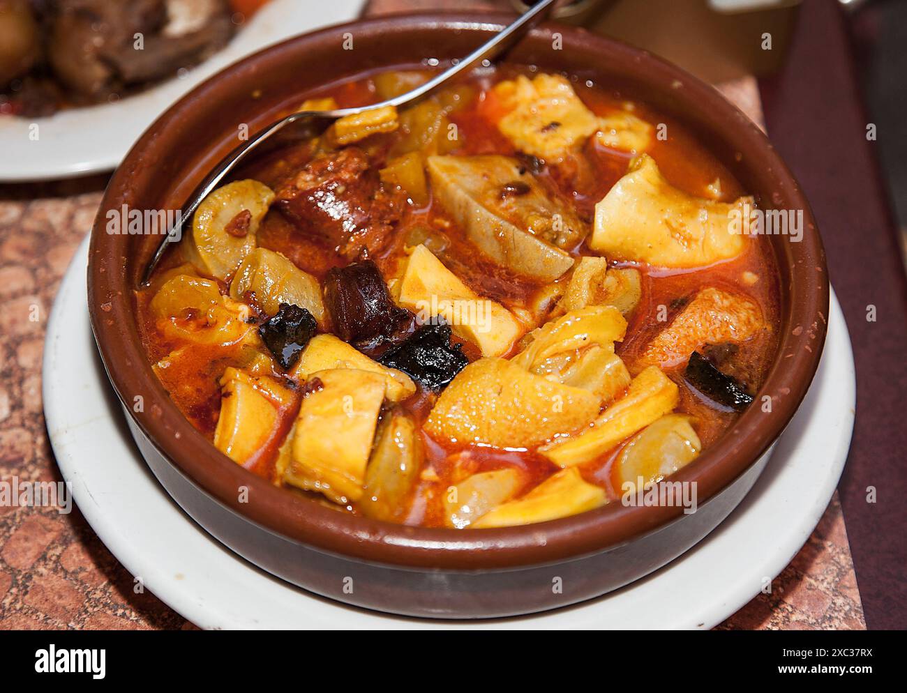 Madrid: Madrid-style tripe, typical dish Stock Photo - Alamy