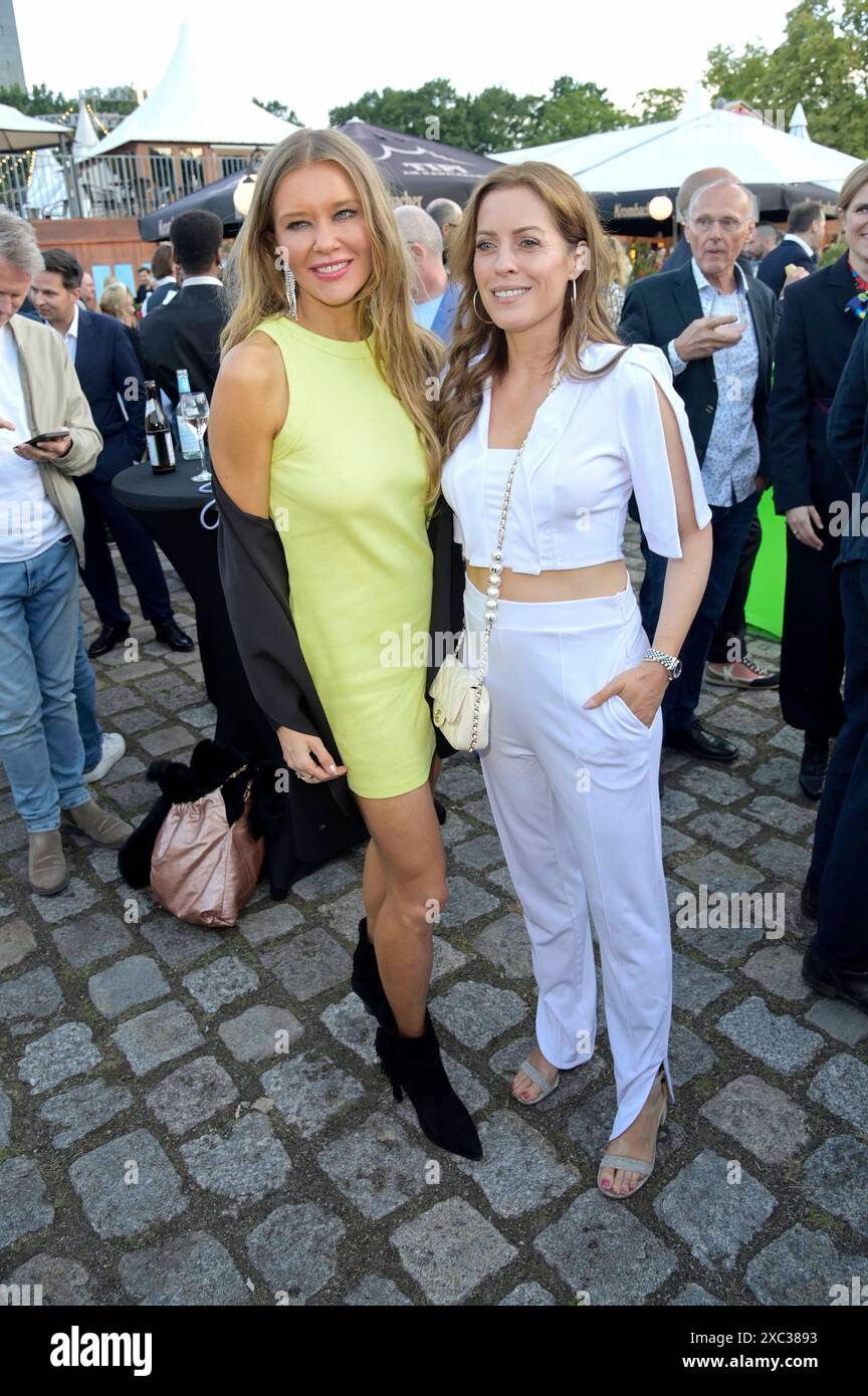 Laura Karasek und Jule Gölsdorf beim Fest der Produktionsallianz 2024 ...