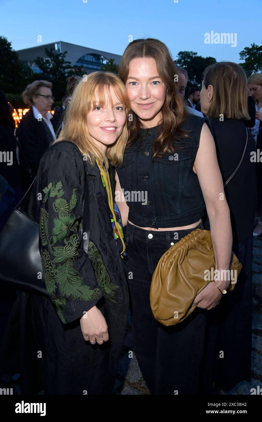 Karoline Schuch und Hannah Herzsprung beim Fest der Produktionsallianz ...