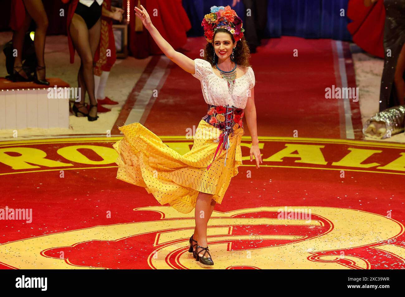 Alisa Shehter - Luftring-Performance aus Israel *** Alisa Shehter ...