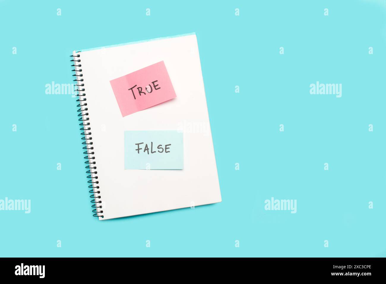 Pink sticky note words hi-res stock photography and images - Alamy