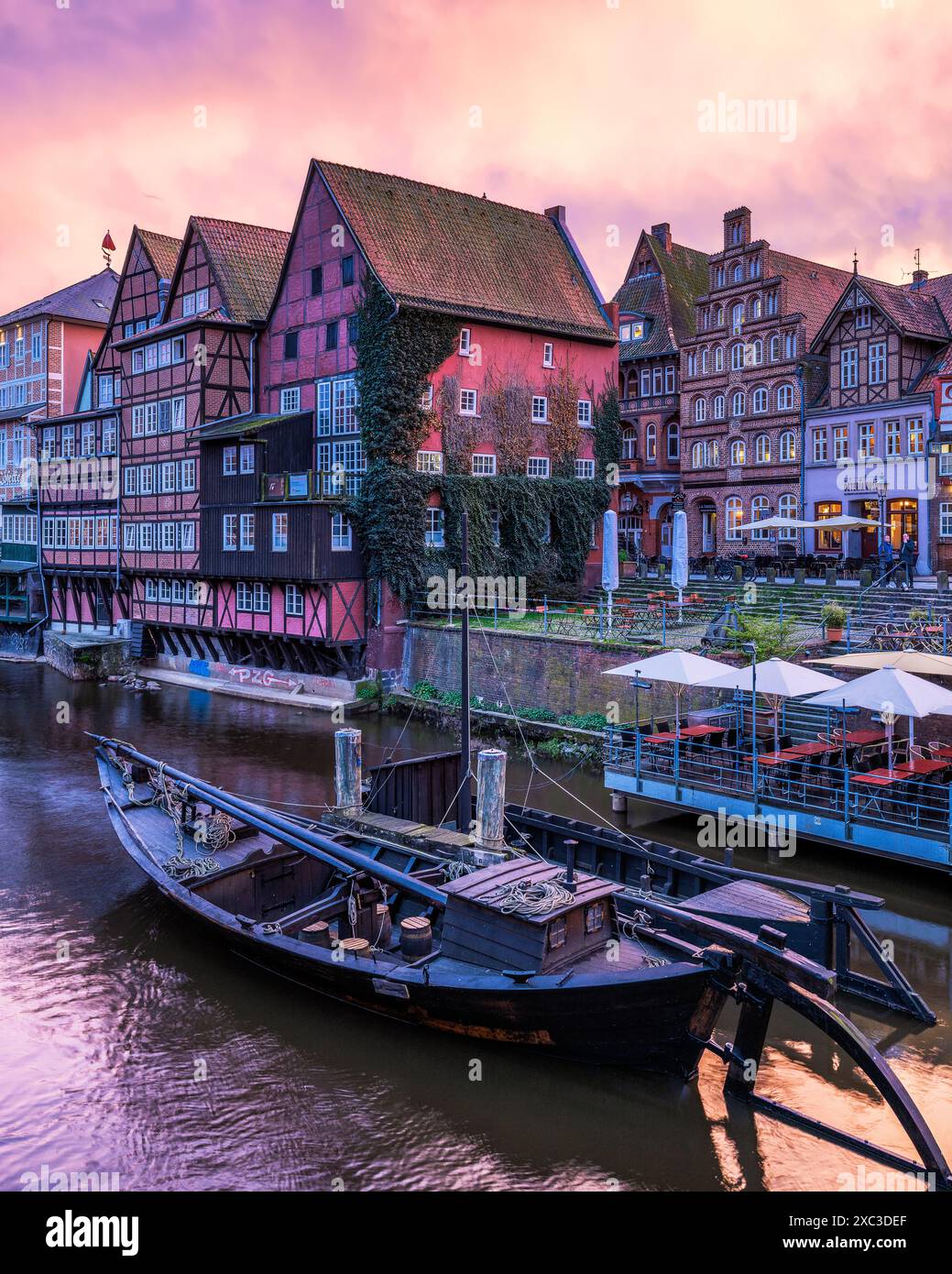 Beautiful view of the famous The Stint Market and its typical old ...