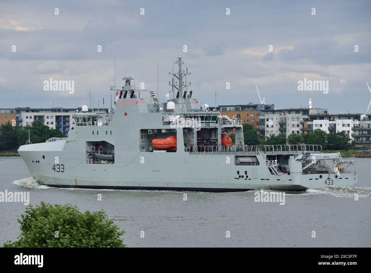 HMCS WILLIAM HALL (AOPV) 433 Harry DeWolf-class offshore patrol vessel ...