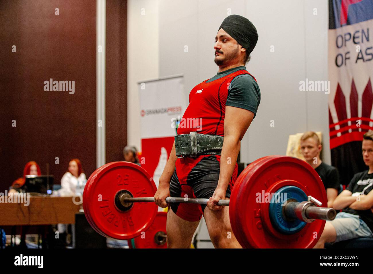 Powerlifter competition 2018 hi-res stock photography and images - Alamy