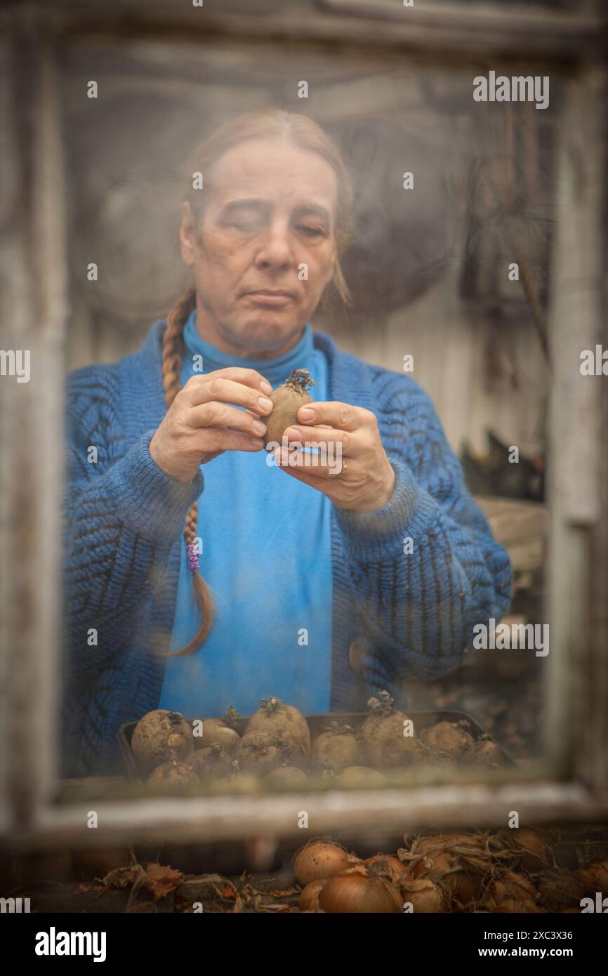 Gardening Expert BOB FLOWERDEW at home Stock Photo - Alamy