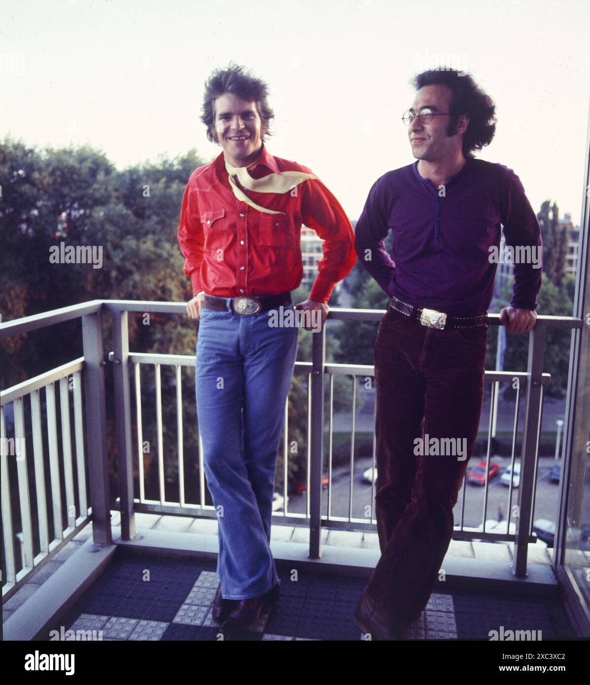 John Fogerty and Stu Cook od CCR posing, Amsterdam 1971, Photo Gijsbert ...