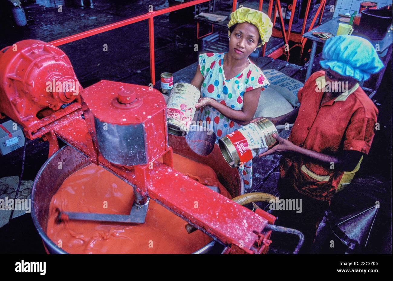 Women in suriname hi-res stock photography and images - Alamy
