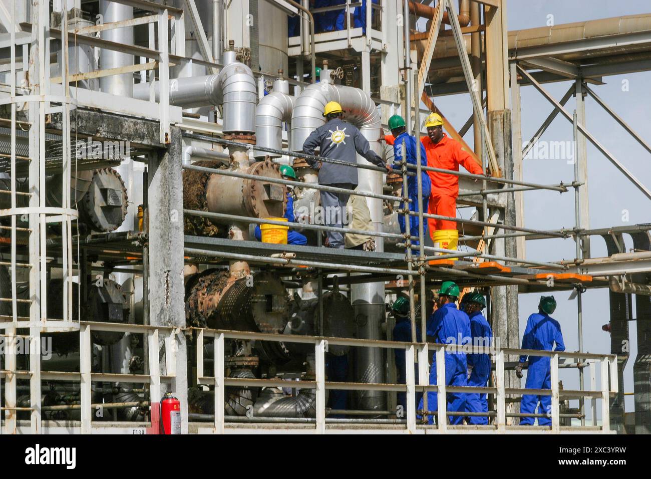 Oil worker suriname hi-res stock photography and images - Alamy