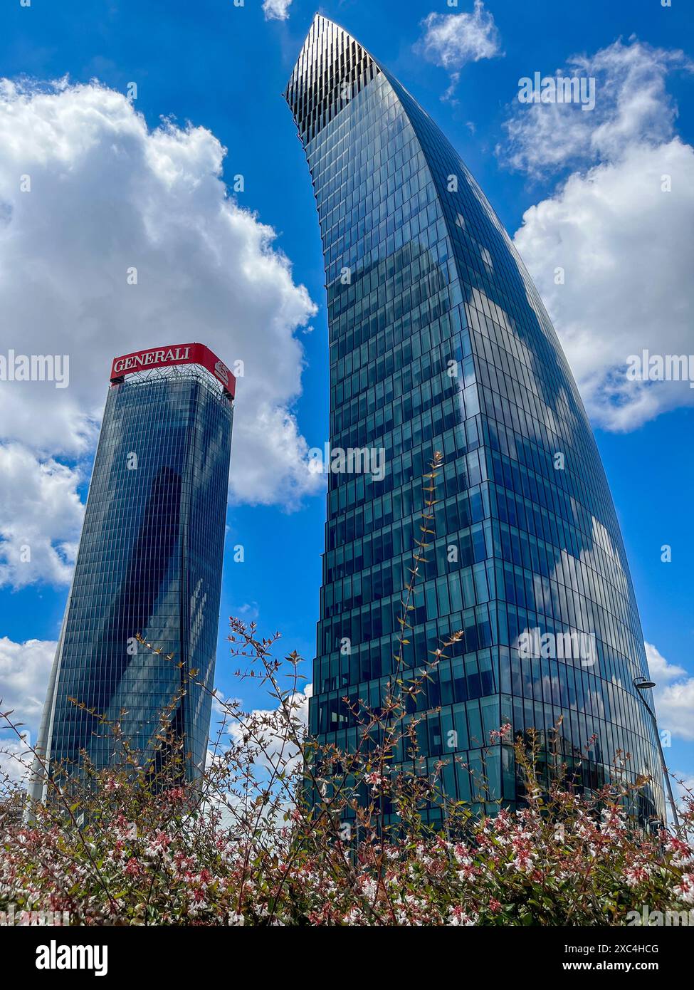 CityLife park with the towers, Lo Storto The Twisted One (Generali ...