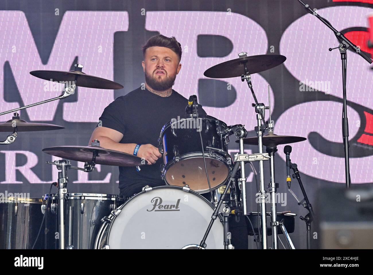 Luke combs 2024 hi-res stock photography and images - Alamy