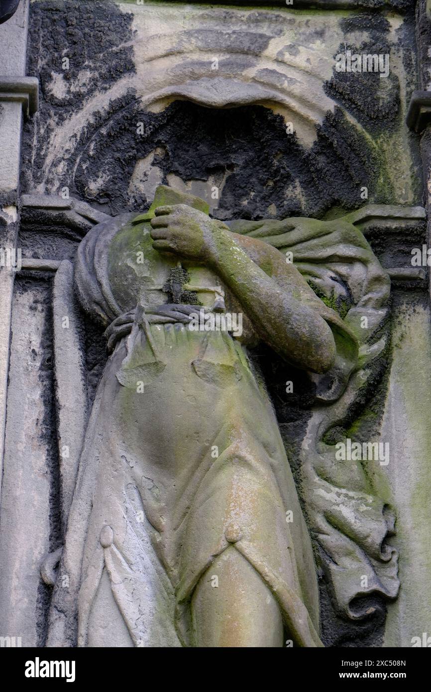 The broken statue on the headstone of the tomb of George Foulis of ...