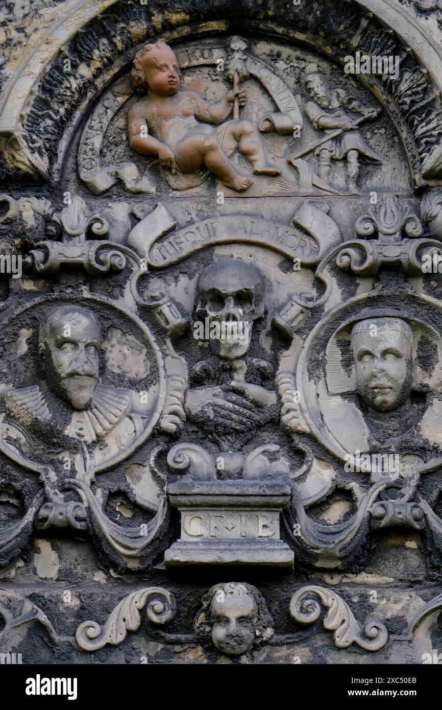 A detailed view of the decorations on the headstone of tomb of George ...