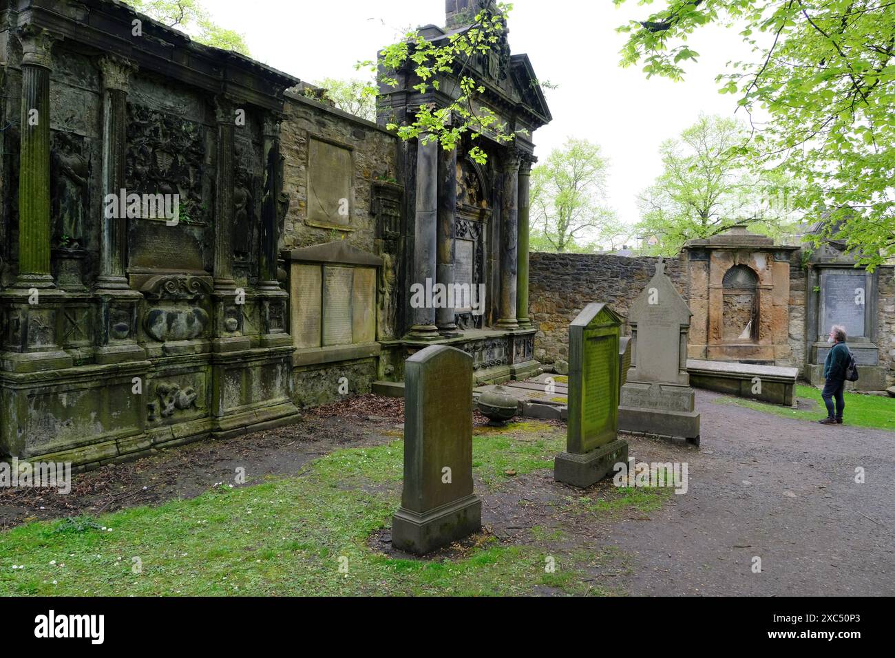 Old tombs and graves in Greyfriars Kinkyard.Old Town.Edinburgh.Scotland ...