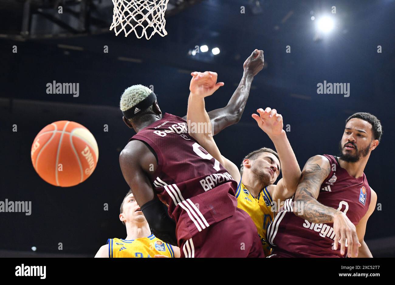 GER, Alba Berlin gegen FC Bayern Muenchen, basketball, easyCredit ...