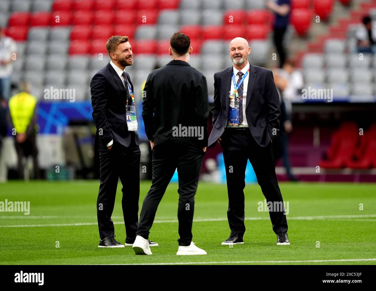 Scotland manager Steve Clarke (right) and assistant manager James ...
