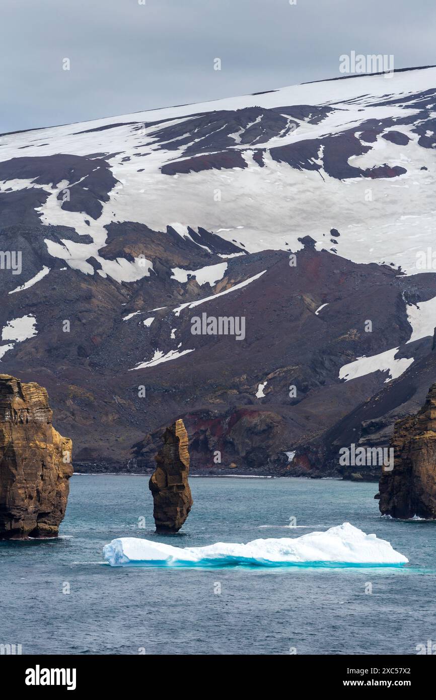 Needles Islands, Baily Head, Deception Island, South Shetland Islands ...