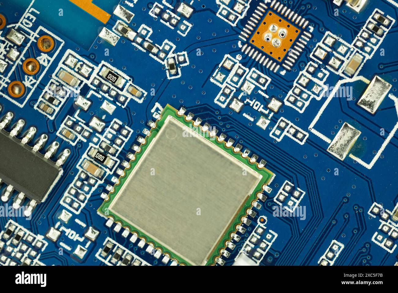 Structure of the microchip hi-res stock photography and images - Alamy