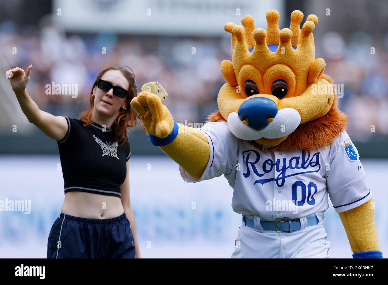 KANSAS CITY, MO - JUNE 13: Kansas City Royals mascot entertains fans ...