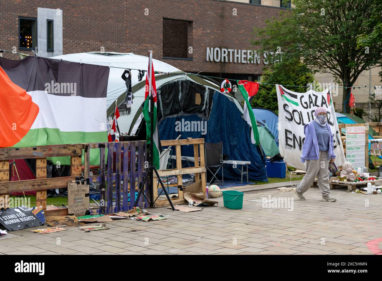 Israel protest campus hi-res stock photography and images - Alamy