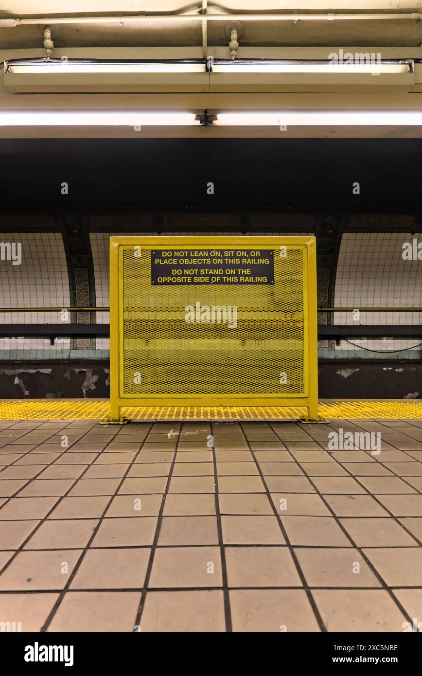 Safety barrier for protection installed on platform of Clark Street ...