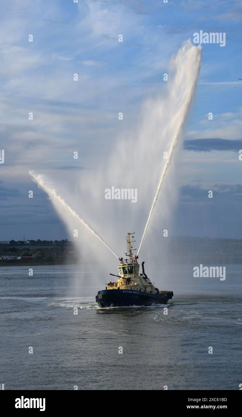 Svitzer Bootle puts on a spectacular display of the tug’s water ...