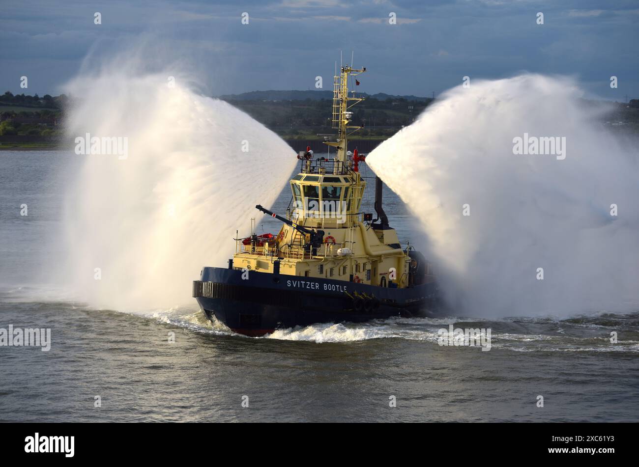 Svitzer Bootle puts on a spectacular display of the tug’s water ...