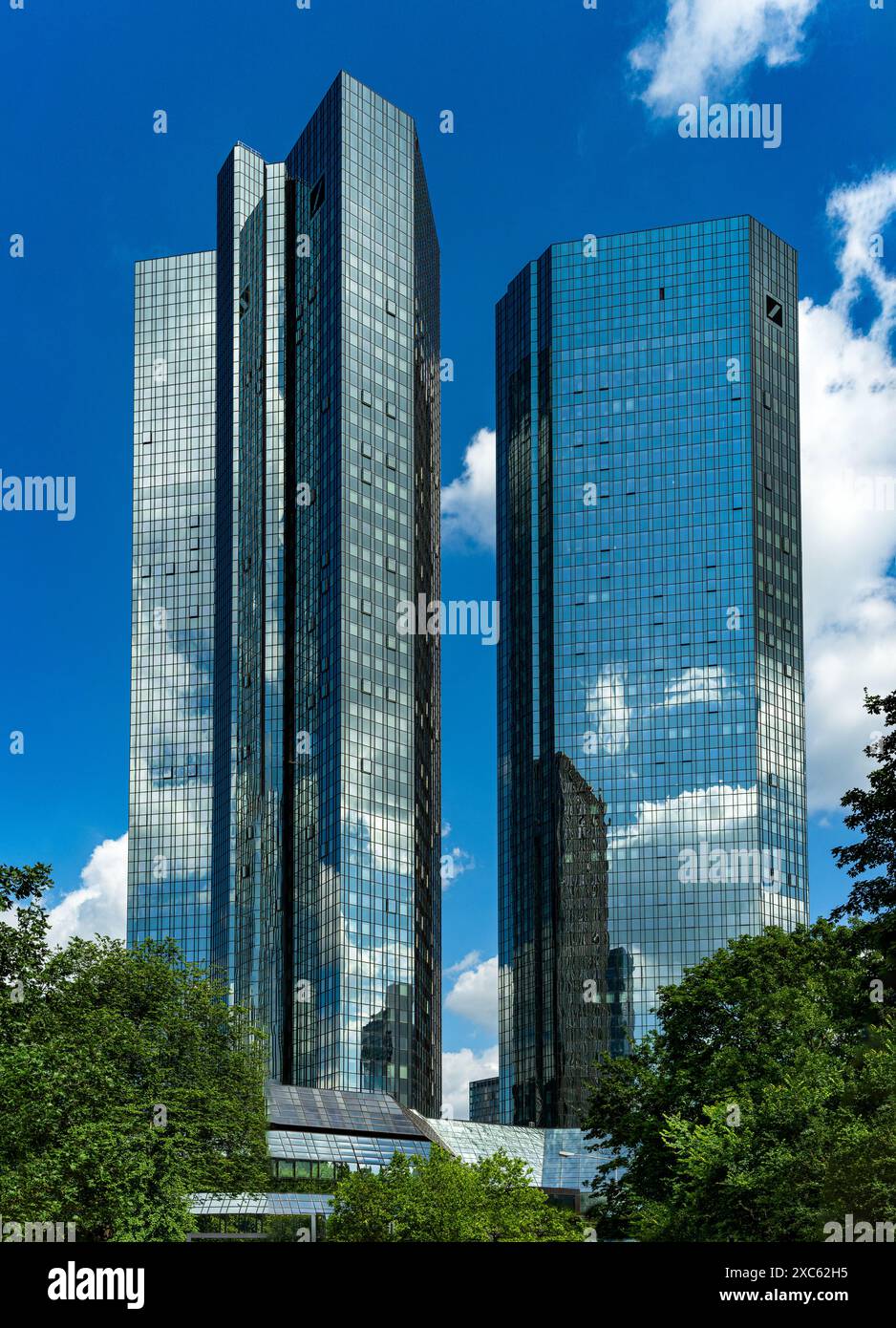 The Deutsche Bank building in Frankfurt's banking district, Frankfurt ...