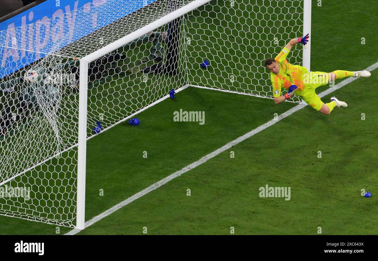 Peter manuel scotland hi-res stock photography and images - Alamy