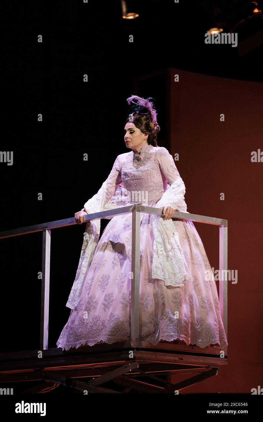 Miss francisquita hi-res stock photography and images - Alamy