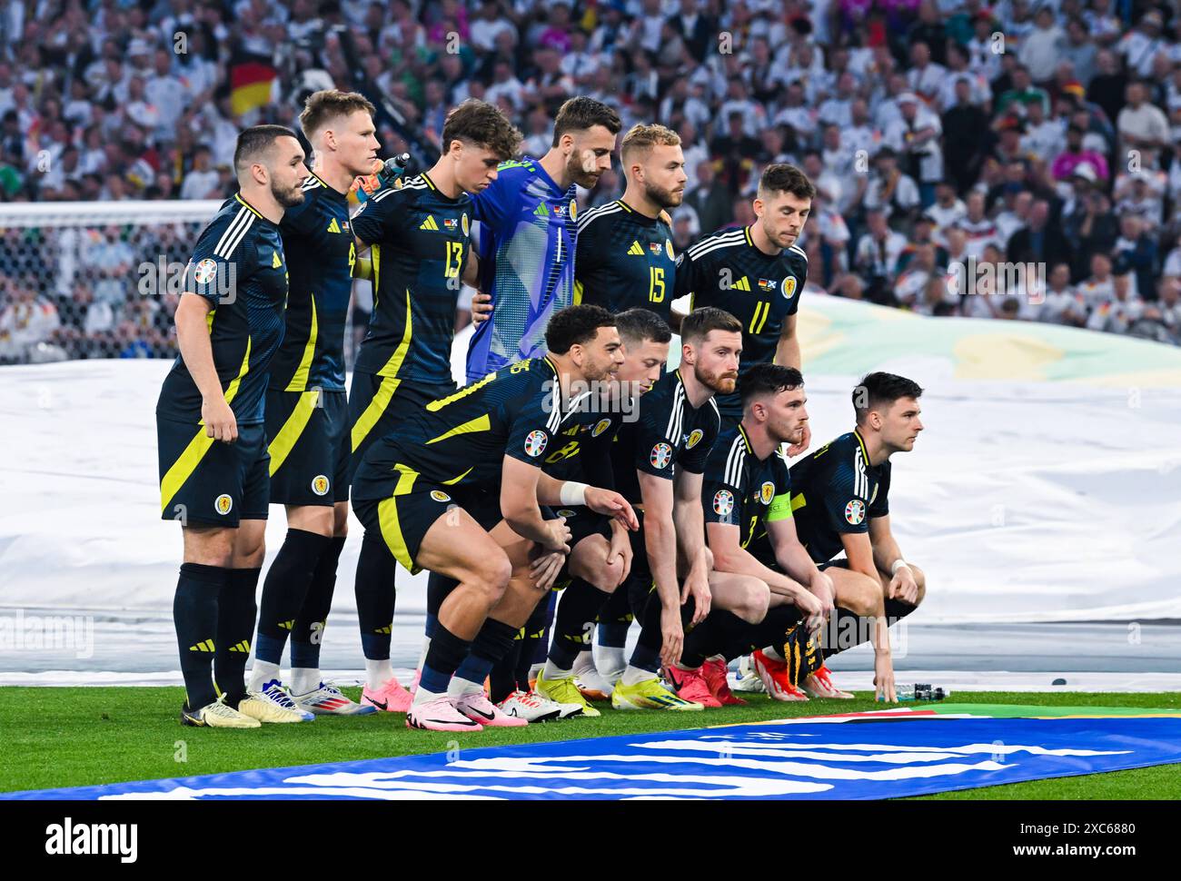 Torwart Angus Gunn Scotland, Kieran Tierney Scotland, Jack Hendry ...