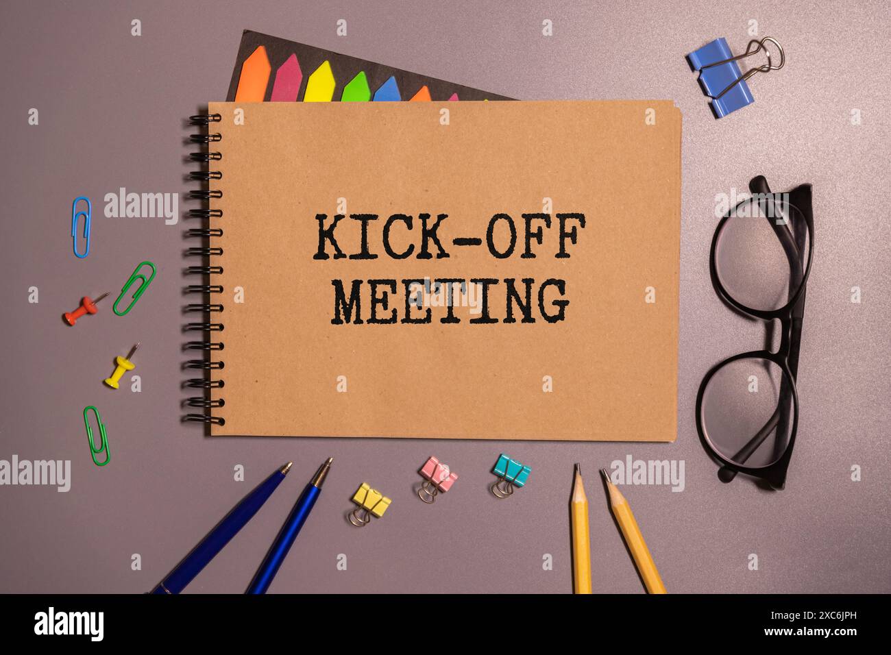 Kick off meeting hi-res stock photography and images - Alamy