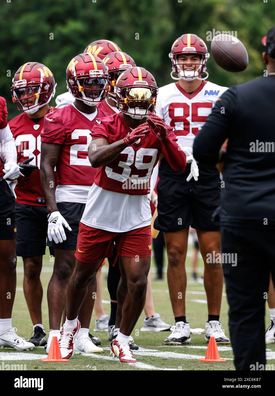Washington Commanders safety Jeremy Reaves (39) performing drills at ...