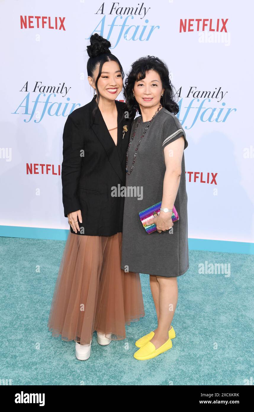 LOS ANGELES, CALIFORNIA - JUNE 13: (L-R) Sherry Cola and mother attend ...