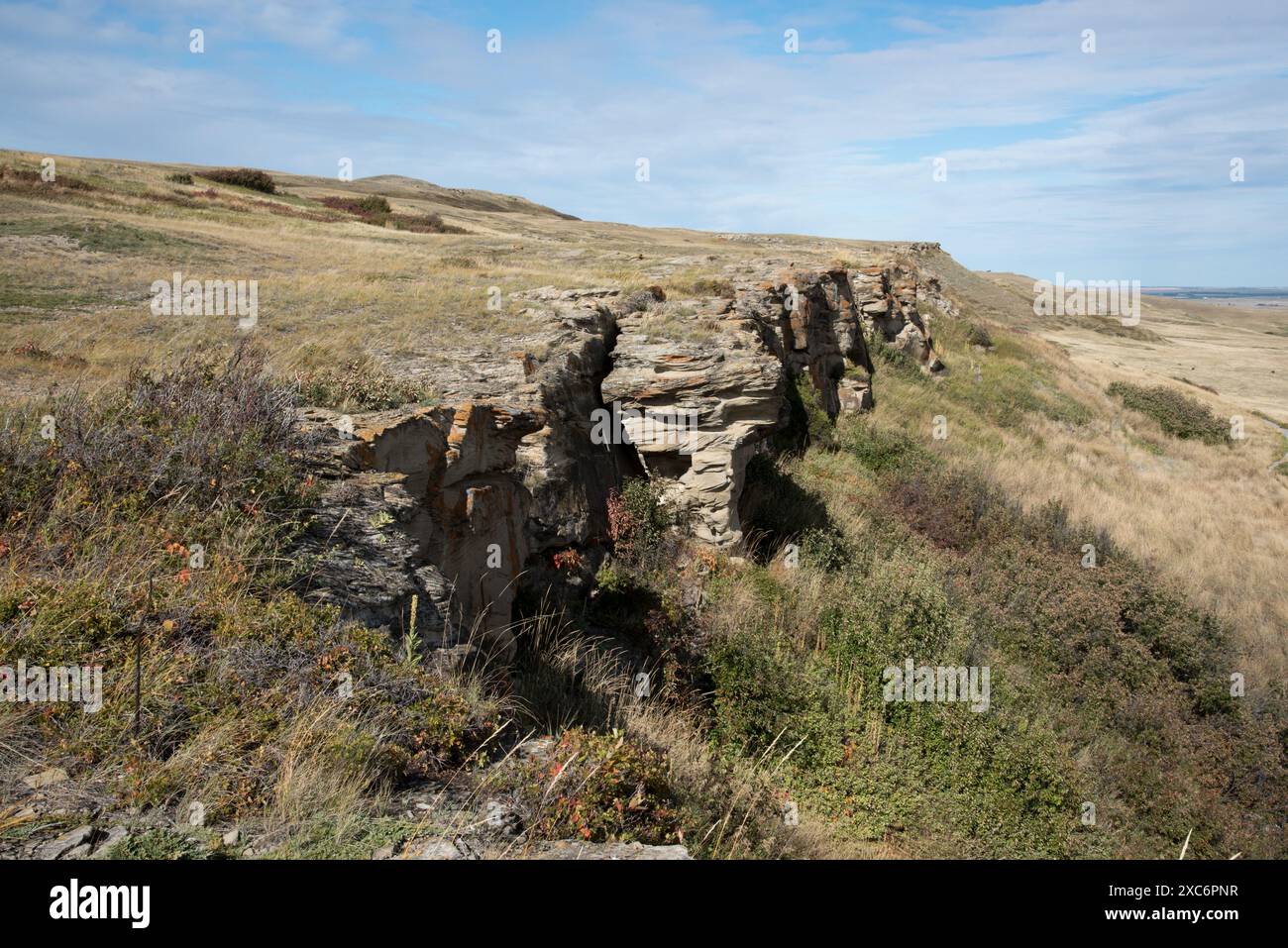 Head-Smashed-In Buffalo Jump is a World Heritage Site in Alberta in ...