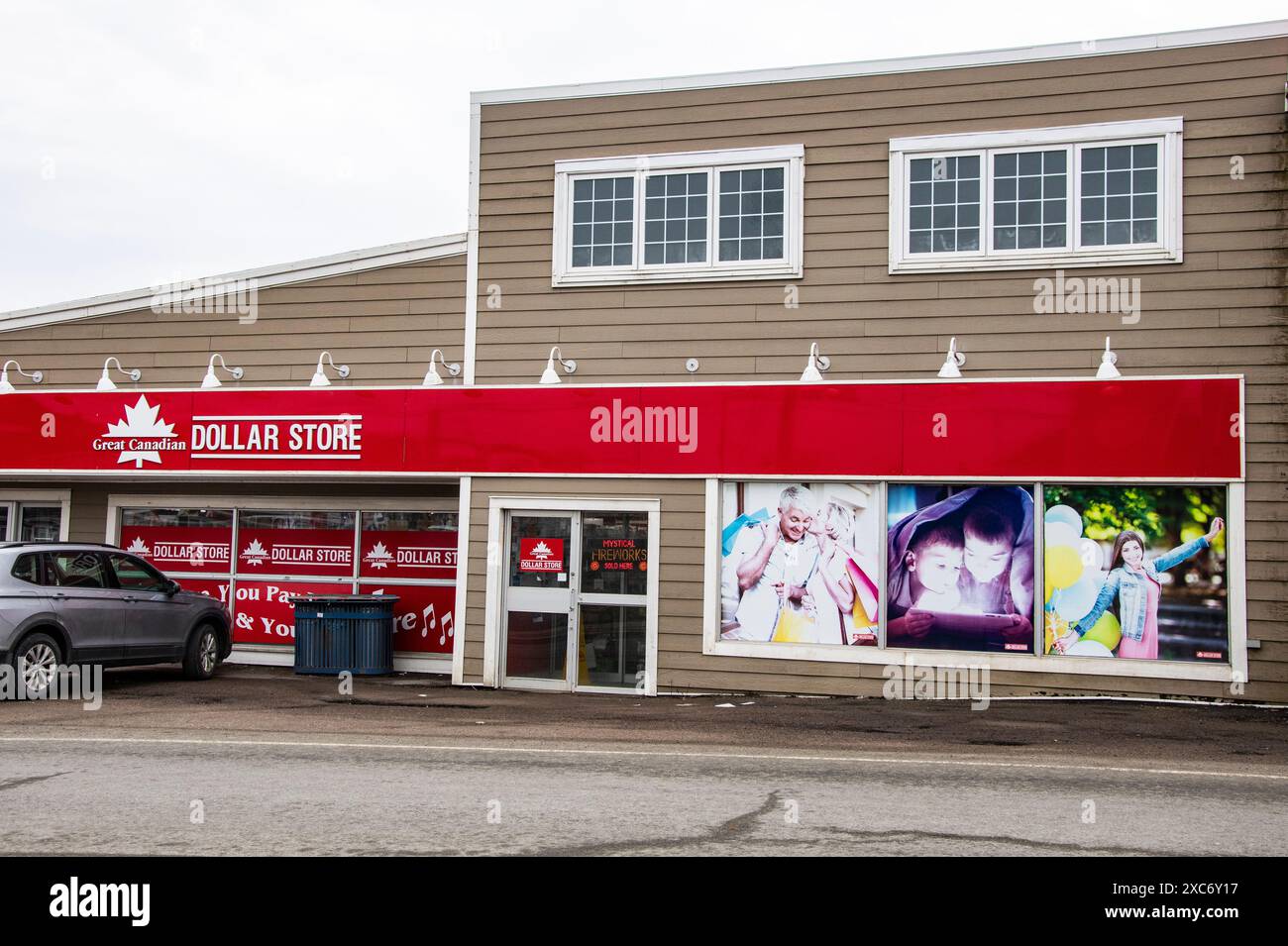 Peters store hi-res stock photography and images - Alamy