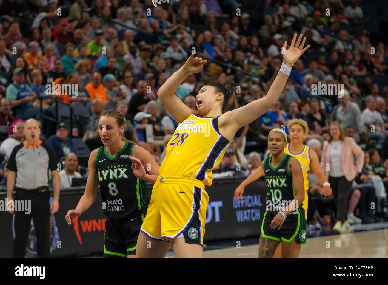 Minneapolis, Minnesota, USA. 14th June, 2024. Los Angeles Sparks center ...