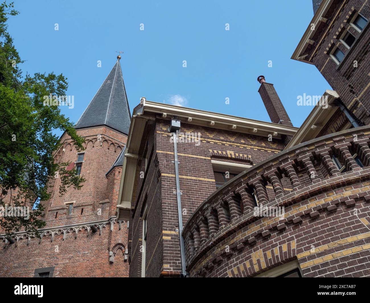 Detailed architectural feature hi-res stock photography and images - Alamy