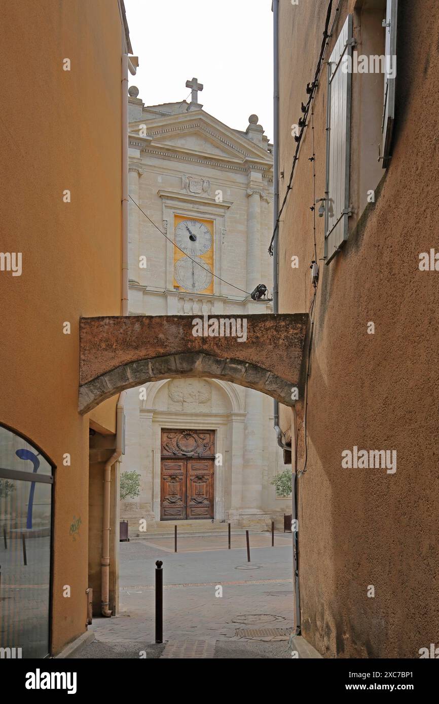 View baroque church Notre-Dames-des-Angers from narrow alley with ...