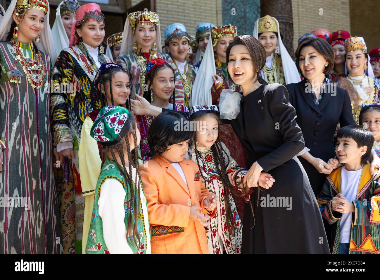 15th June, 2024. First lady meets Uzbek children First lady Kim Keon ...