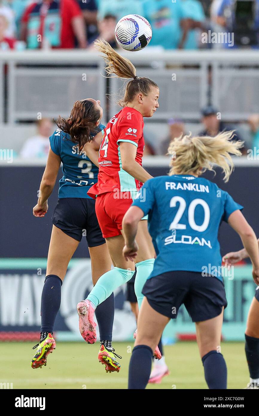 Kansas City, MO, USA. 14th June, 2024. Kansas City Current midfielder ...