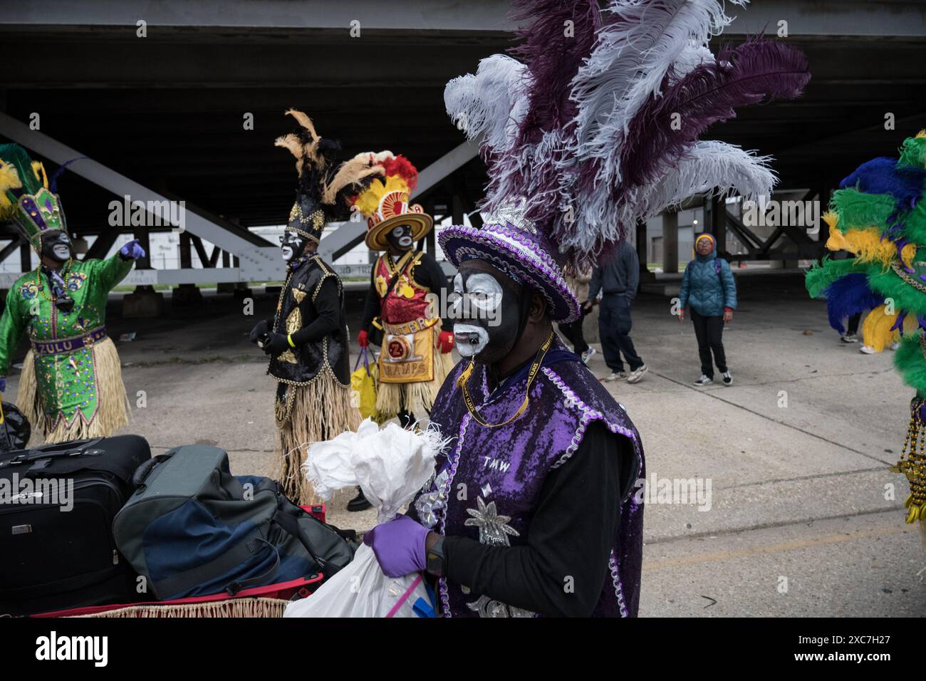 Zulu Tramps in intricate and colorful costumes and face paint dance ...
