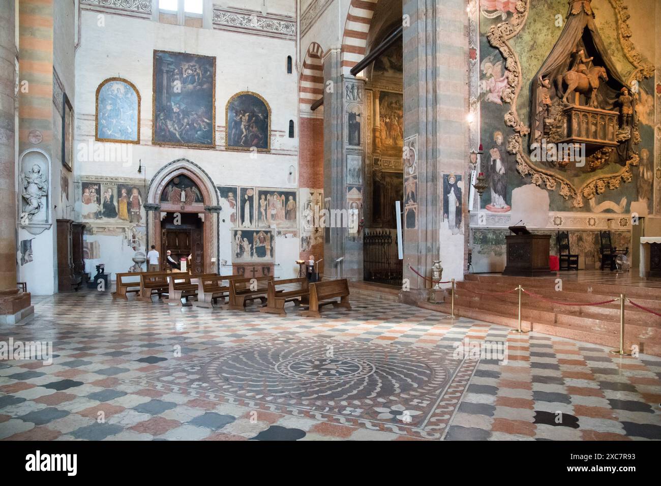 Dominican order coat of arms hi-res stock photography and images - Alamy