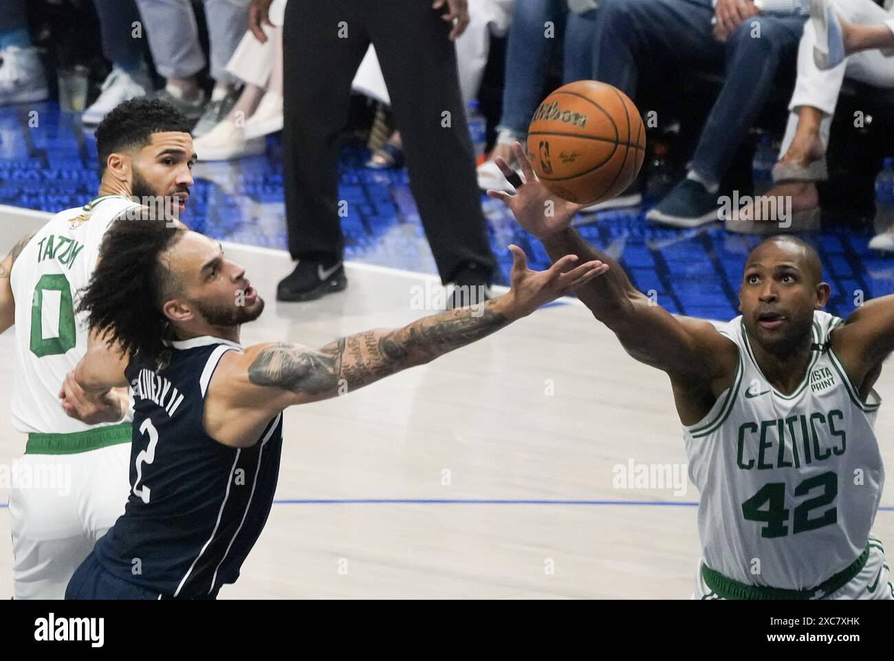 Dallas, USA. 14th June, 2024. Dallas Mavericks' Dereck Lively II (C ...
