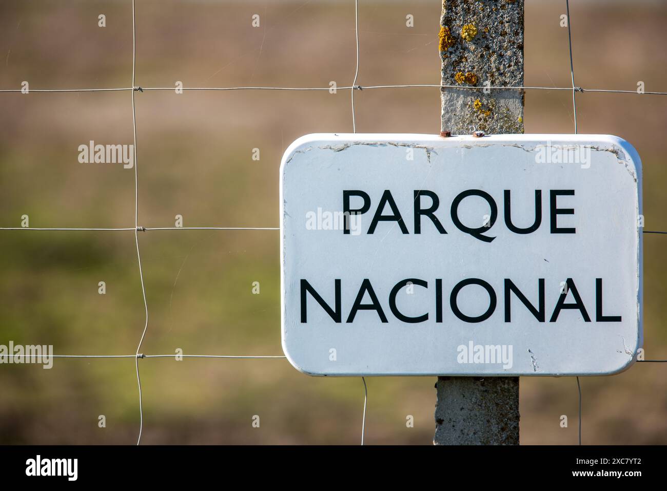 Close-up of a Parque Nacional sign in Doñana, España, indicating a ...