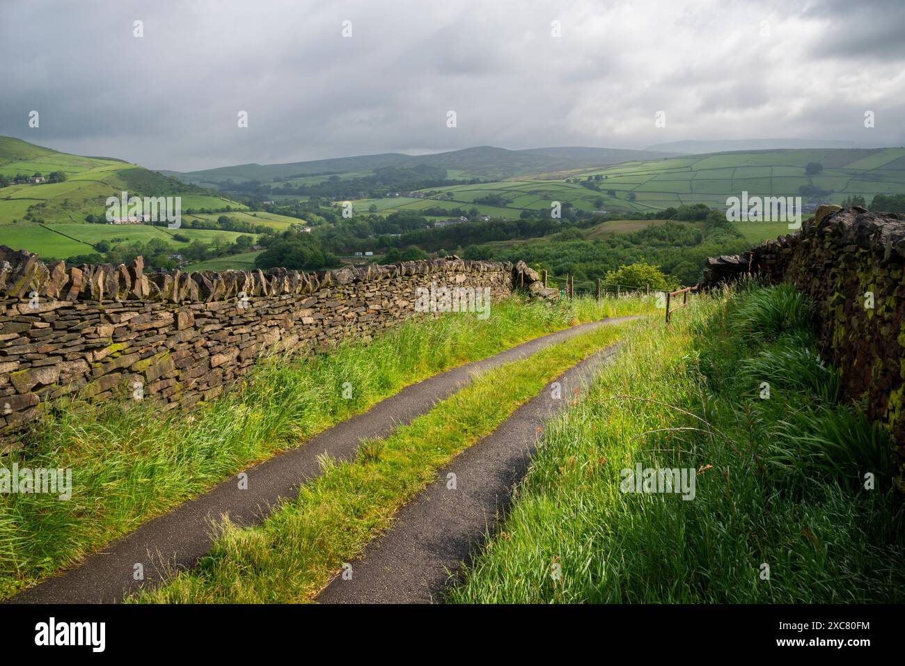 A day of sunshine and showers in the hills around Hayfield village in ...