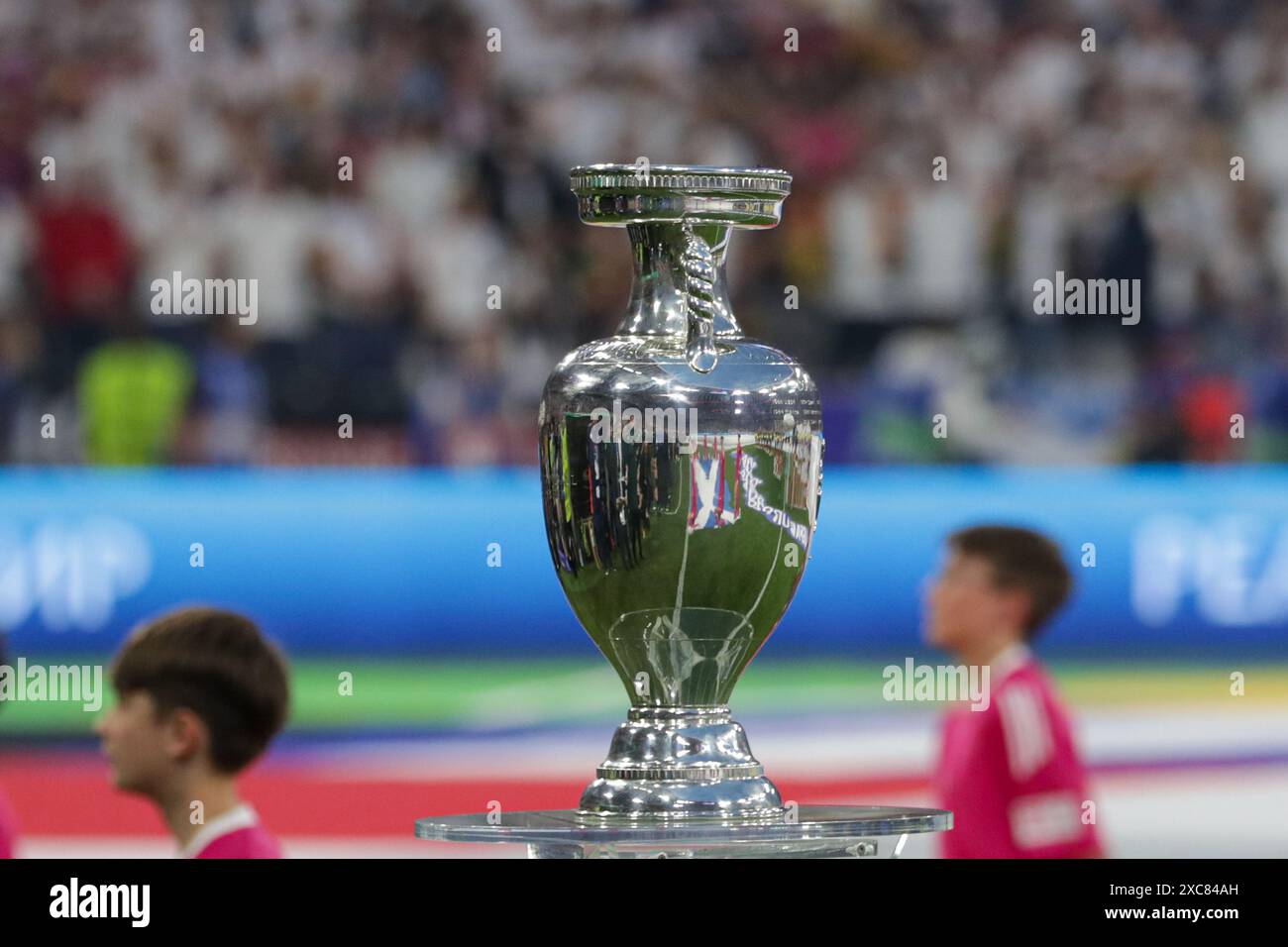 Uefa euro 2024 trophy hi-res stock photography and images - Alamy