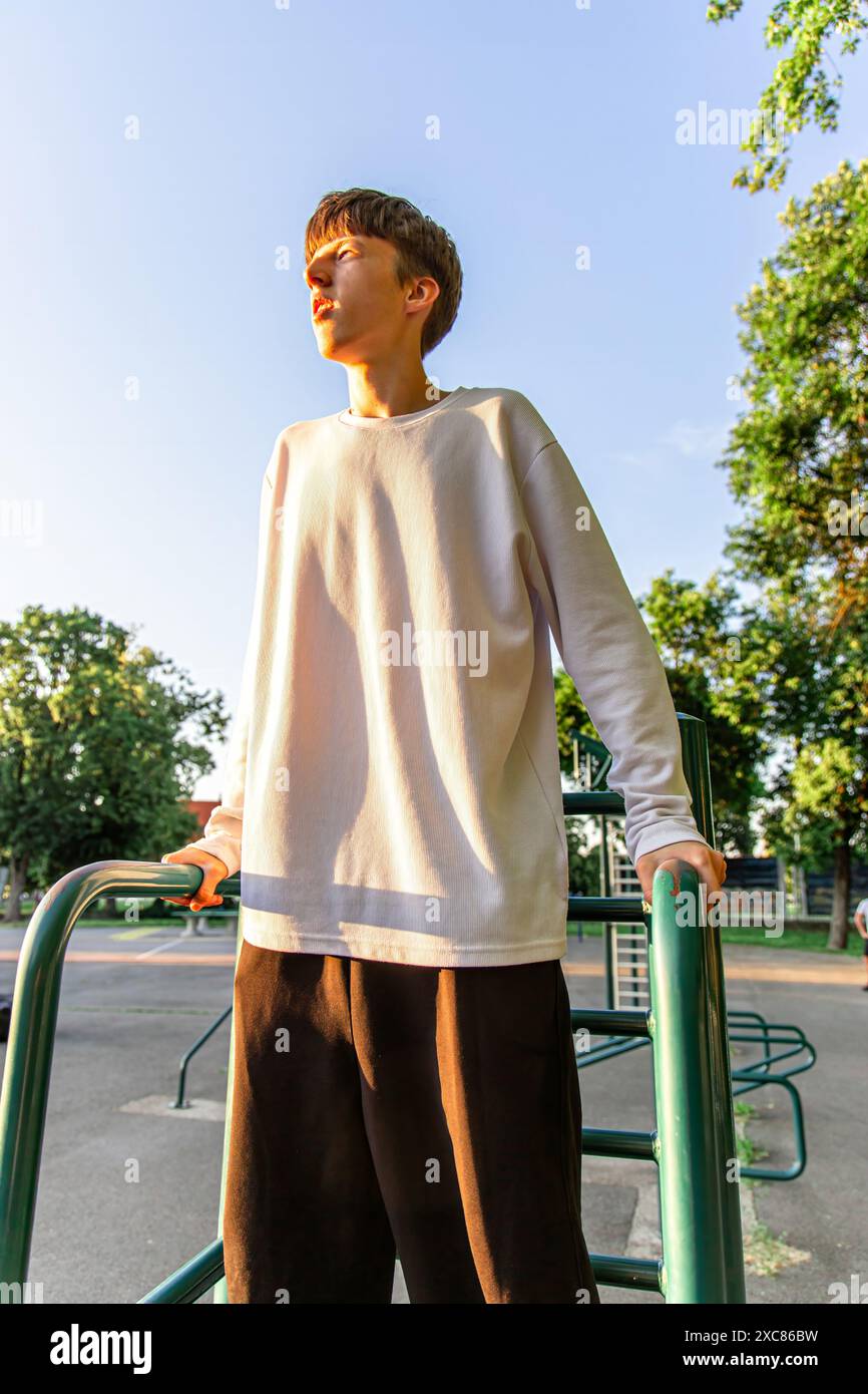 Maintaining coordination hi-res stock photography and images - Alamy